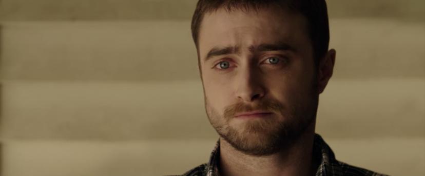 Daniel Radcliffe op de Narcos-tour in zenuwslopende trailer Beast of ...