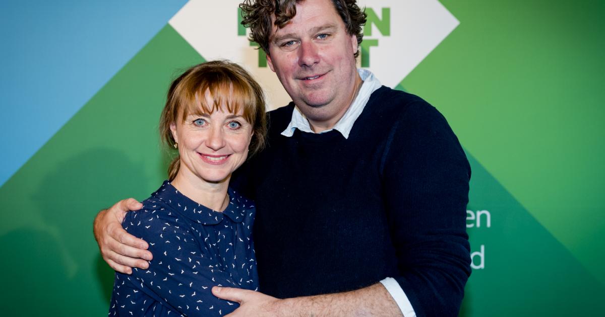Serie Luizenmoeder-duo verhuist van KPN naar NPO | Veronica Superguide