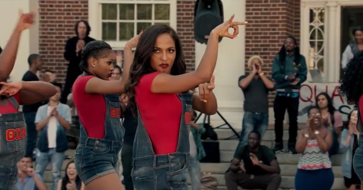 Voetjes van de vloer! Check de trailer van Netflix’ danscomedy Step ...