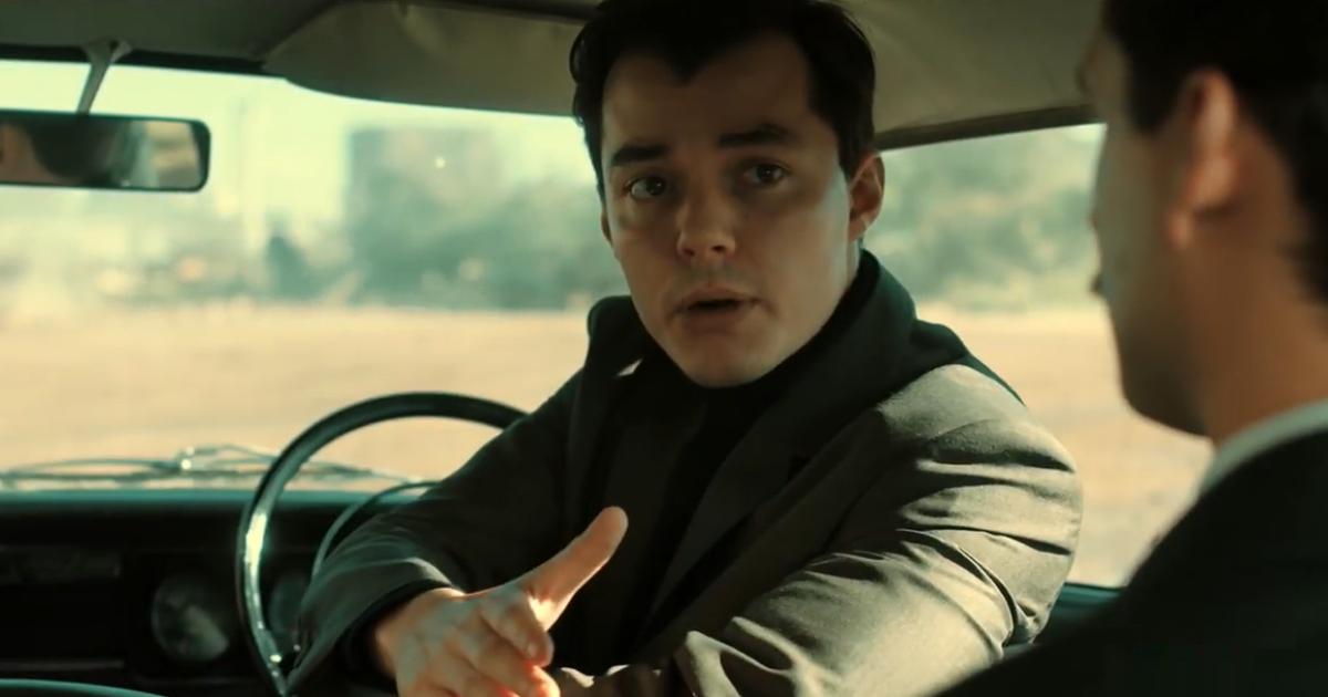 Trailer: eerste beelden van Batman’s bad-ass butler Pennyworth ...