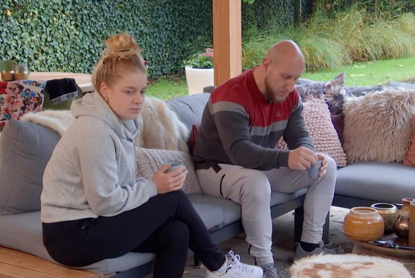 Kijkers vol ongeloof door Danique in LLDL | Veronica Superguide Kijkers vol ongeloof door Danique in LLDL | Veronica Superguide