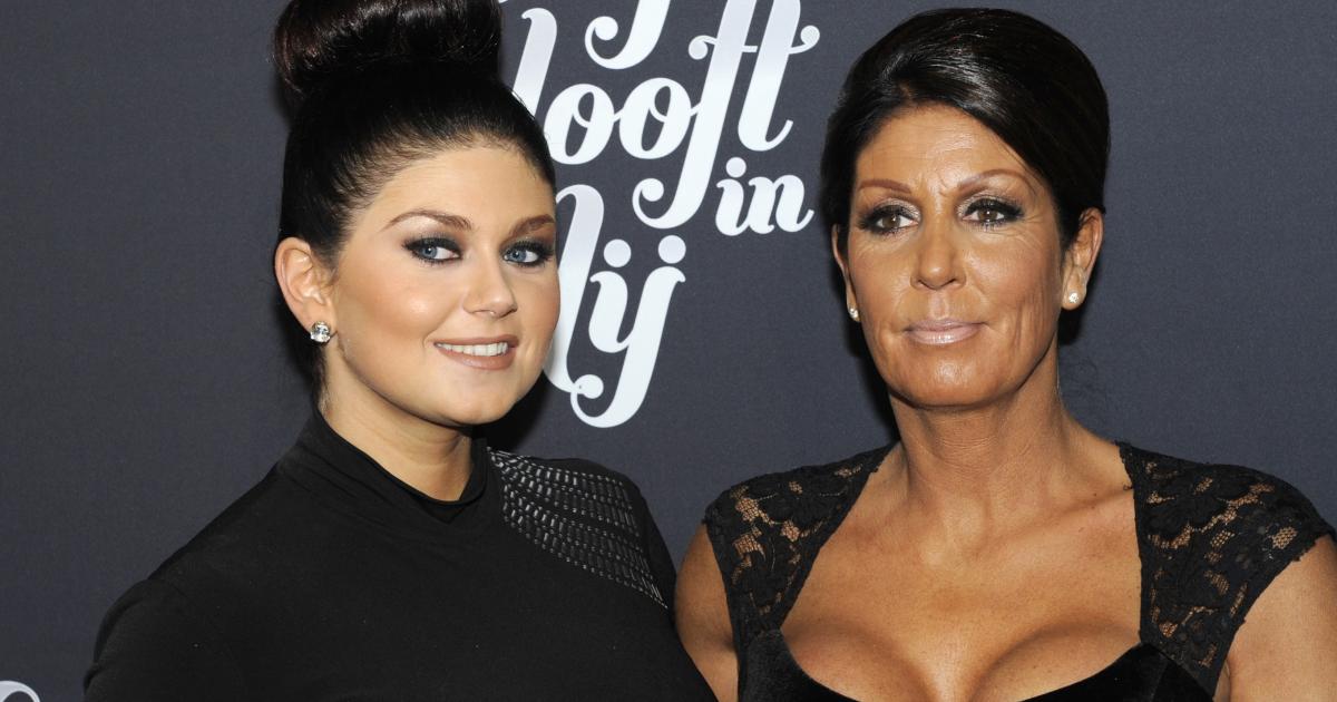 Waarover gaat de rechtszaak tussen Rachel en Roxeanne Hazes? | Veronica Superguide