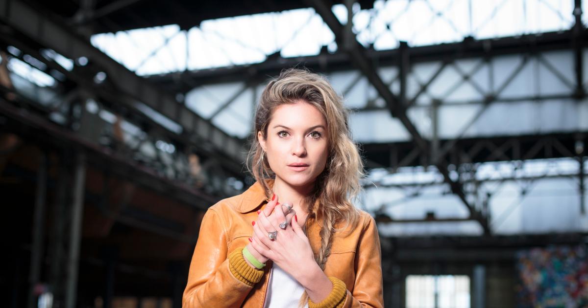 Lauren! | Veronica Superguide