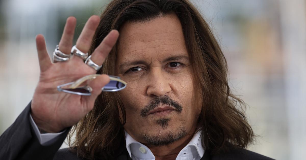 Johnny Depp rouwt om overleden Pirates of the Caribbean-fan | Veronica ...