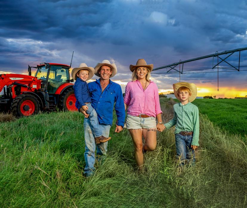 Outback Farm | Veronica Superguide