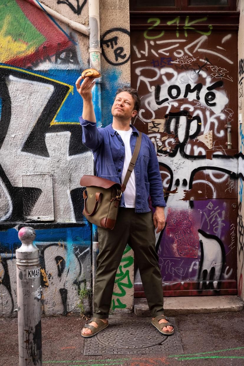 Jamie Cooks the Mediterranean | Veronica Superguide