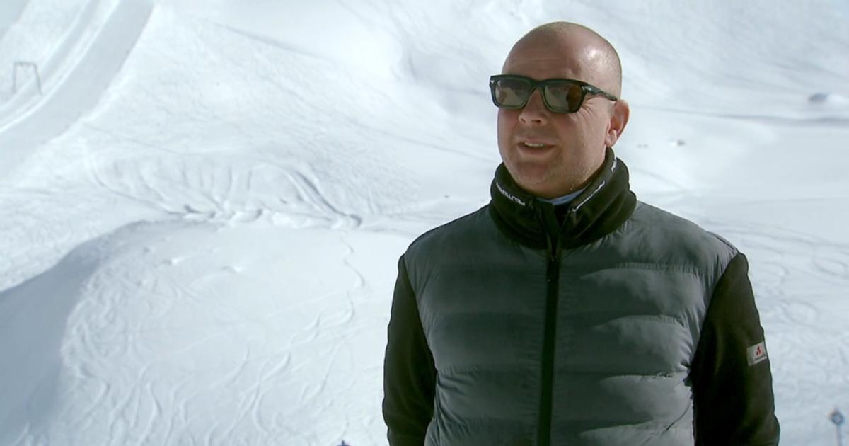 Gestuntel van Mike in Winter Vol Liefde zorgt voor slappe lach bij ...