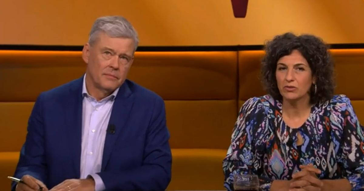 Panel Beste Kijkers danst op graf van eindigend Op1 | Veronica Superguide