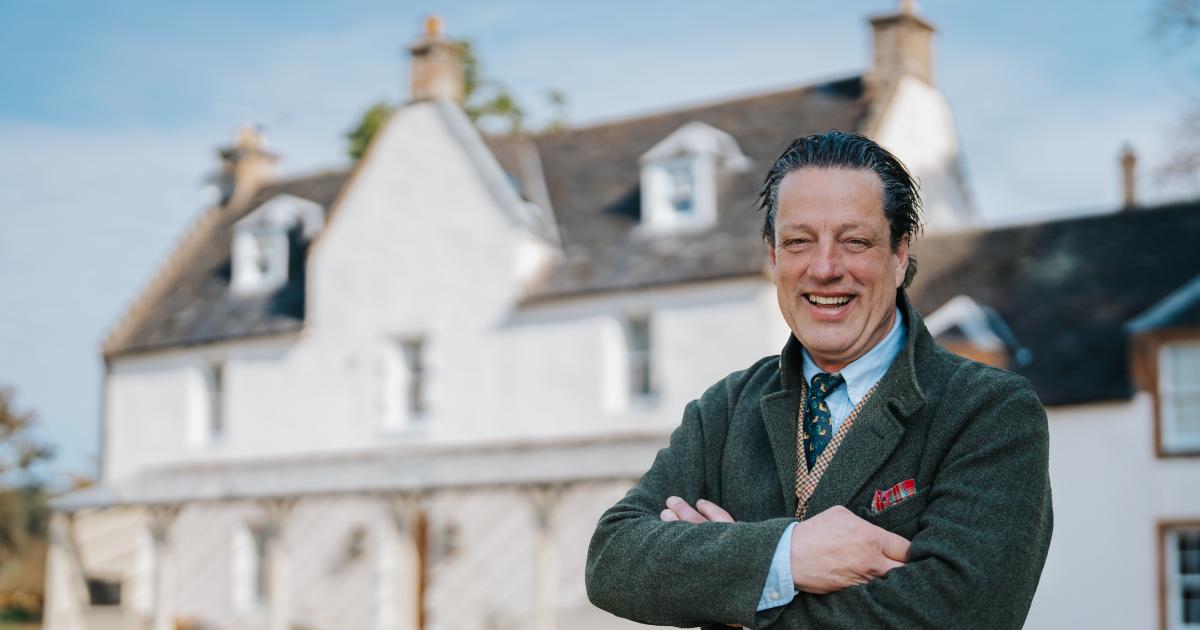 Wie is de Schotse Robert Jan uit B&B Vol Liefde? ‘Ik ben een oude ...