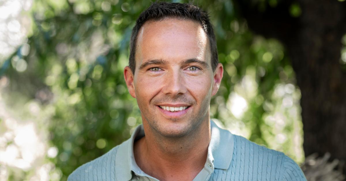 Boer zoekt vrouw 2025-John Nouwen (37) runt pluimveehouderij in Heythuysen | Veronica Superguide