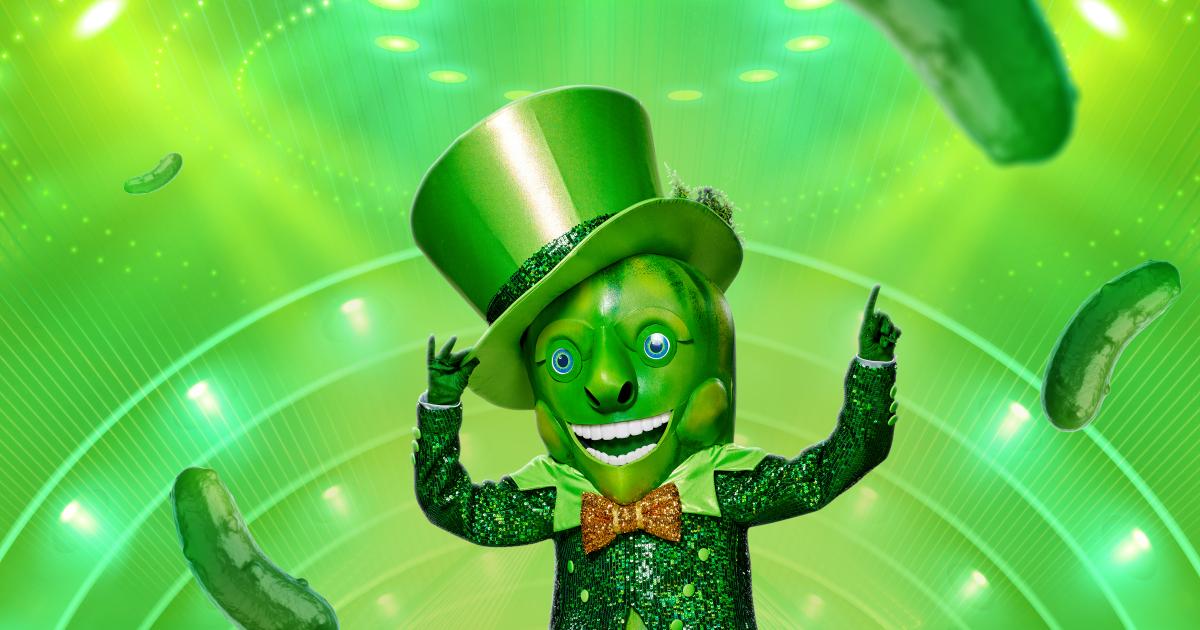 Welke BN'er is De Zure Bom in The Masked Singer? Alle hints op een rij ...