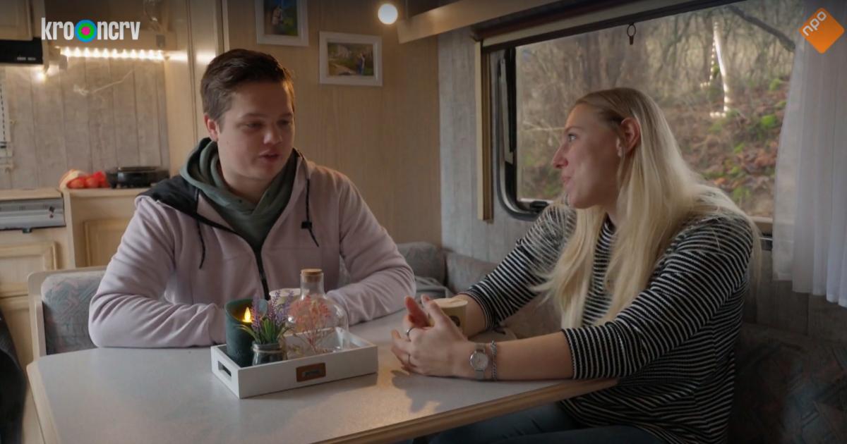 Quinten Kraan gaat werken op familiecamping in Een Huis Vol Emigreert: ‘Vuur bij vuur wordt meer ...