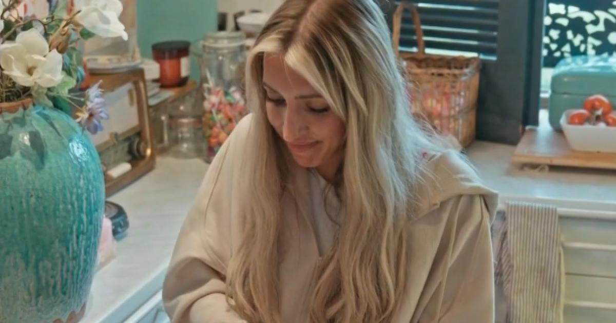 Denise van der Laan keek met psycholoog naar eerste aflevering De ...